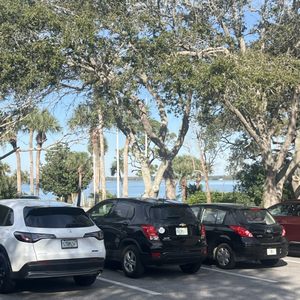 COCOA BEACH PUBLIC LIBRARY - Updated June 2025 - 43 Photos - 550 N ...