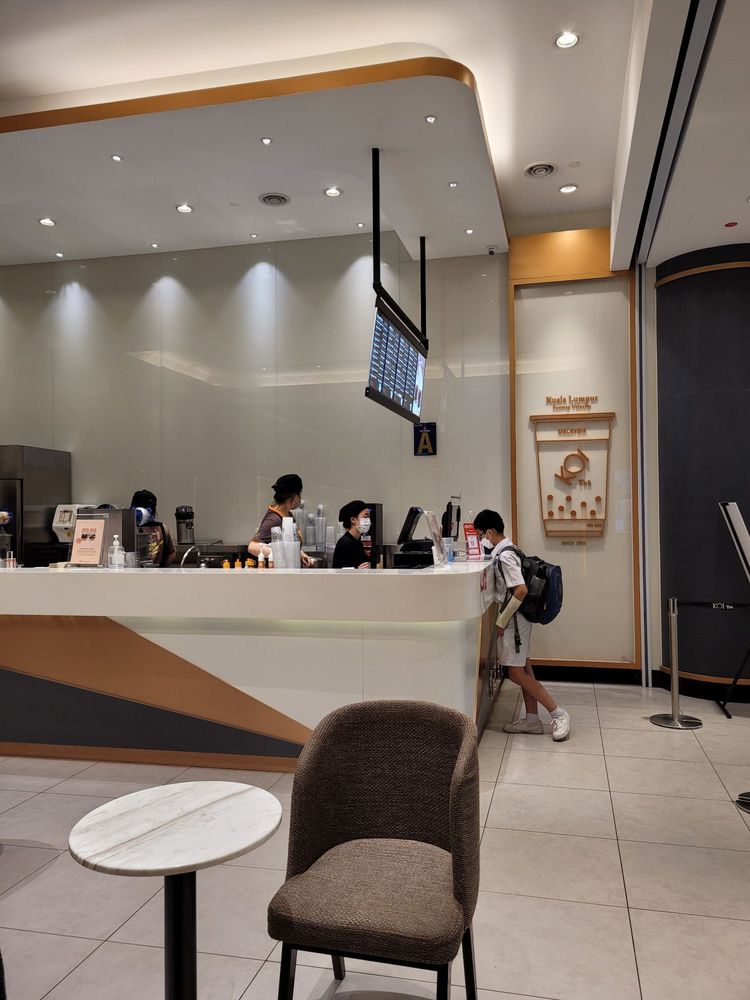 KOI THE AT THE BUGIS + - Updated June 2024 - 201 Victoria St, Singapore ...
