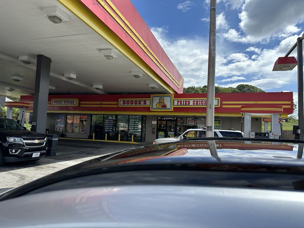 DODGE’S SOUTHERN STYLE - Updated July 2025 - 13 Reviews - 2644 Lee Hwy ...