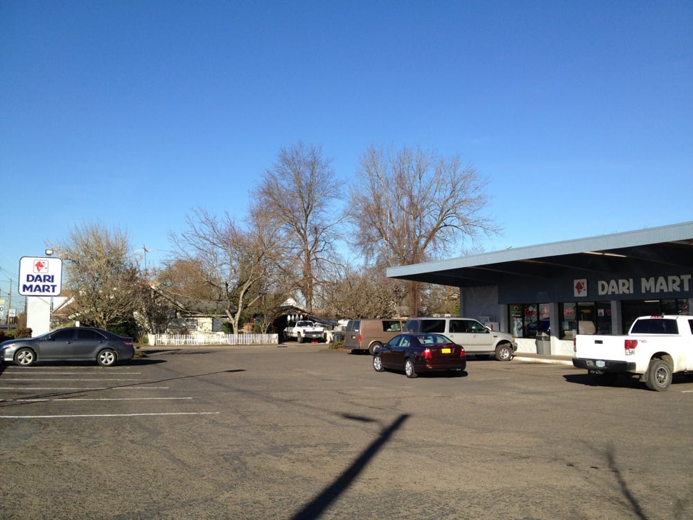DARI-MART - 325 S 3rd St, Harrisburg, Oregon - Grocery - Phone Number ...