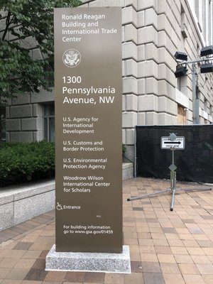 RONALD REAGAN BUILDING PARKING - Updated January 2026 - 32 Photos & 60 ...