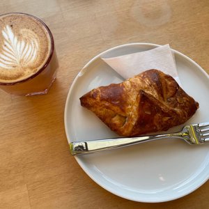 JUNTO COFFEE - 35 Photos & 31 Reviews - Coffee & Tea - 232 Mill St ...