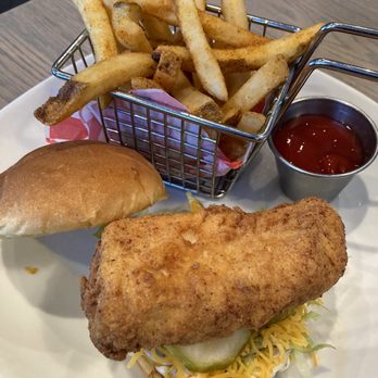 BIG B’S FISH JOINT - 485 Photos & 334 Reviews - 4600 Roswell Rd ...