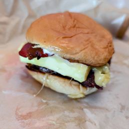 ALLEZ CAFE - Updated July 2025 - 304 Photos & 136 Reviews - 2239 N ...