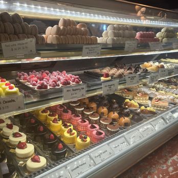 COSSETTA ALIMENTARI - Updated November 2024 - 1041 Photos & 1042 ...