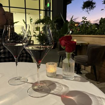 EAST END BISTROT - Updated December 2025 - 127 Photos & 45 Reviews ...