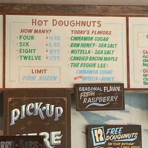 PIP’S ORIGINAL DOUGHNUTS & CHAI - 4464 Photos & 3042 Reviews - 4759 NE ...
