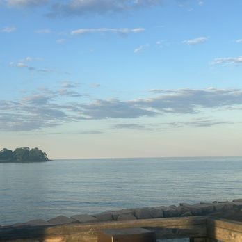 TIKI BEACH PIER RESTAURANT - Updated September 2025 - 123 Photos & 71 ...