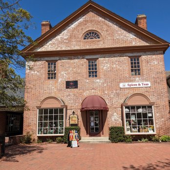 CHRISTMAS SHOP - Updated December 2025 - 24 Photos & 11 Reviews - 415 W ...