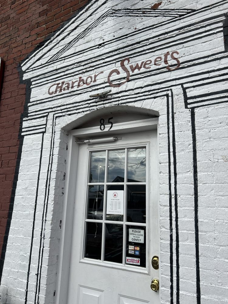 HARBOR SWEETS - Updated October 2025 - 21 Photos & 33 Reviews - 85 ...