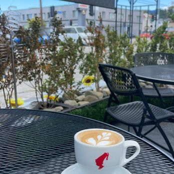 HOLLYWOOD COFFEE HOUSE - Updated October 2024 - 59 Photos & 53 Reviews ...