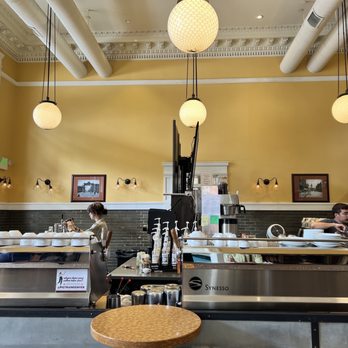 PIGTRAIN COFFEE CO - Updated May 2024 - 375 Photos & 317 Reviews - 1701 ...