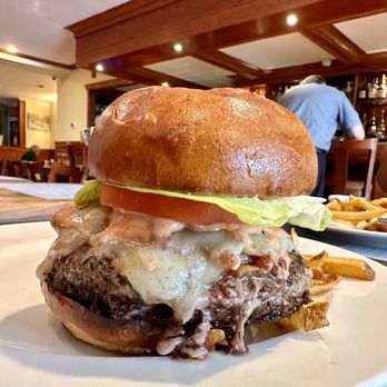 TARRY TAVERN - Updated October 2025 - 192 Photos & 352 Reviews - 27 ...