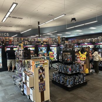 BOOKMANS ENTERTAINMENT EXCHANGE - Updated December 2025 - 96 Photos ...