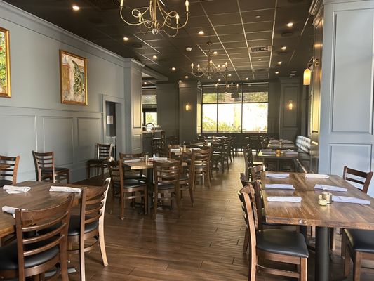 THE ANVIL PUB & GRILL - Updated August 2024 - 218 Photos & 117 Reviews ...