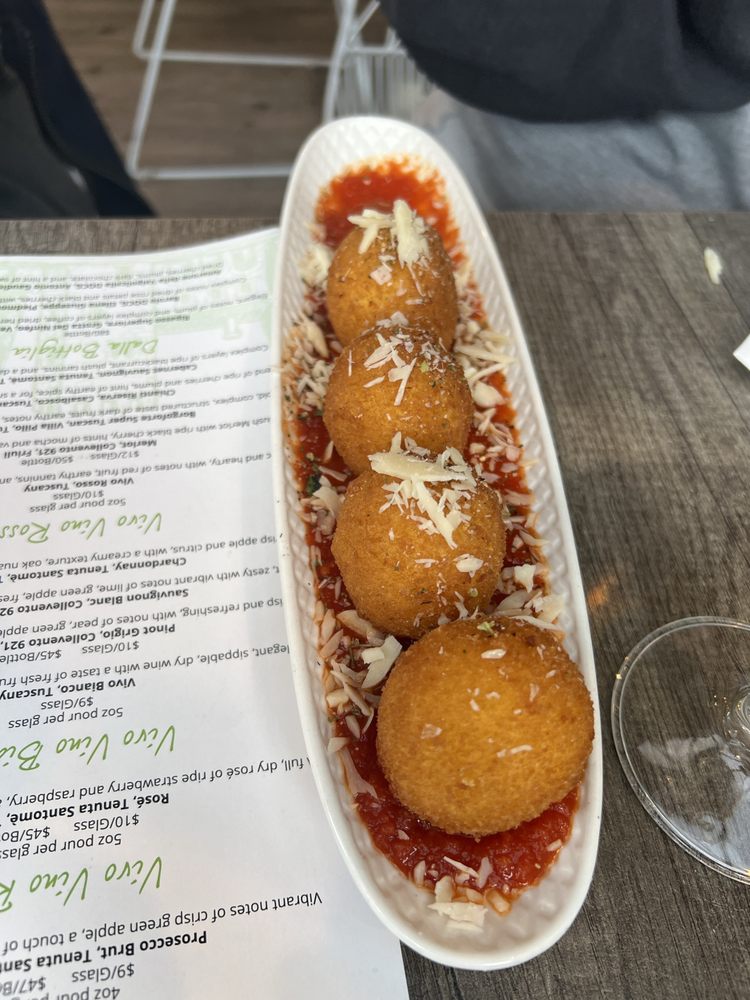 VIVO PIZZA + PASTA - Updated January 2026 - 119 Photos & 77 Reviews ...