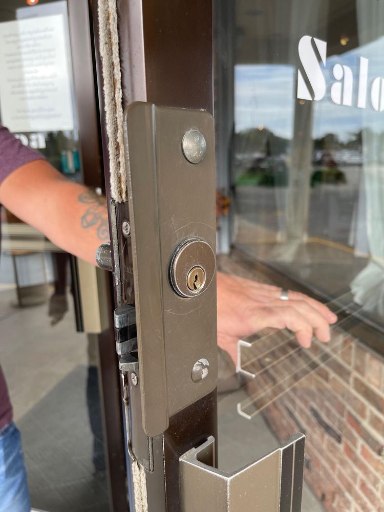 YOUR LOCAL LOCKSMITH - Updated July 2025 - 27 Photos - Shrewsbury ...