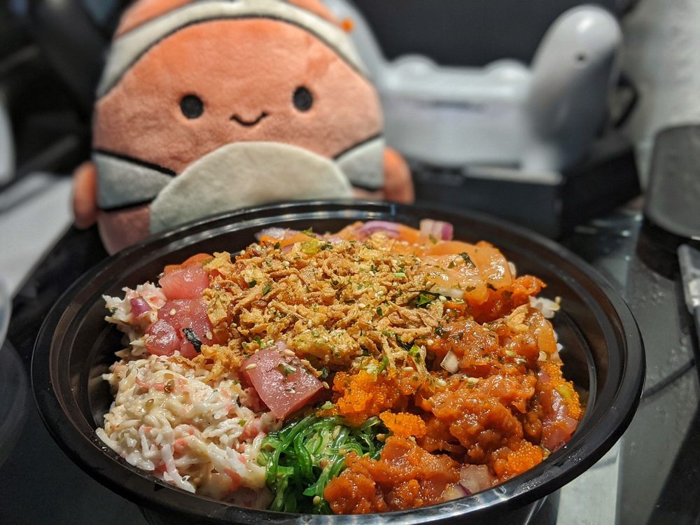 POKE PLUS - 86 Photos & 124 Reviews - 811 E Pike St, Seattle, WA - Menu ...