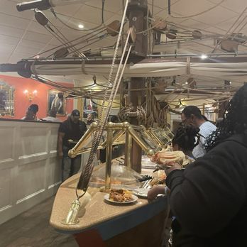 CAPTAIN GEORGE’S SEAFOOD RESTAURANT - Updated October 2024 - 381 Photos ...