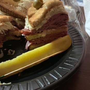 LAKESIDE DELI VERONA - Updated December 2025 - 49 Photos & 65 Reviews ...