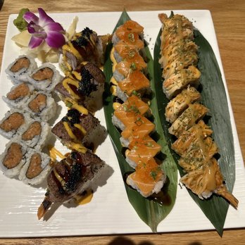 WILD GOJI REVOLVING SUSHI & BAR - Updated August 2025 - 2017 Photos ...