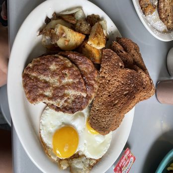 CAFE 222 - Updated July 2024 - 1739 Photos & 2368 Reviews - 222 Island ...