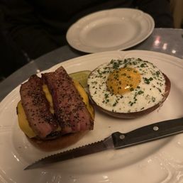 AU CHEVAL - Updated December 2025 - 2966 Photos & 1308 Reviews - 33 ...