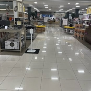 MACY’S - 322 Photos & 98 Reviews - 5700 Glades Rd, Boca Raton, Florida ...