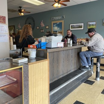 MANNI’S DONUTS AND DINER - Updated August 2025 - 46 Photos & 76 Reviews ...