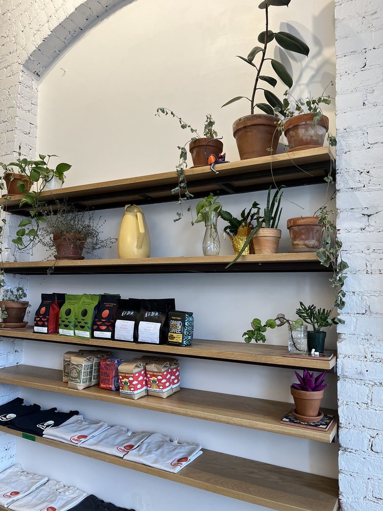 ALBA - Updated February 2025 - 14 Photos & 15 Reviews - 2124 Michigan ...