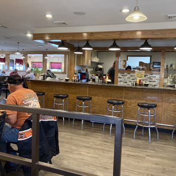 VILLAGE CAFE - Updated October 2025 - 58 Photos & 50 Reviews - 7937 ...