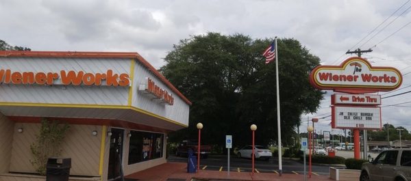 WIENER WORKS - Updated January 2025 - 13 Photos & 36 Reviews - 3402 ...