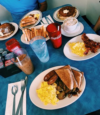 CROSS KEYS DINER - Updated June 2024 - 175 Photos & 258 Reviews - 4125 ...