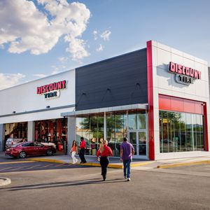 PRIORITY TIRE - Updated August 2025 - 10 Photos - 1750 Airport Rd ...