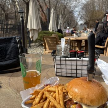 COLD SPRING DEPOT RESTAURANT - Updated December 2025 - 306 Photos & 403 ...