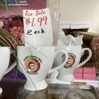 STEPH’S DONUT HOLE - Updated July 2025 - 83 Photos & 87 Reviews - 1730 ...