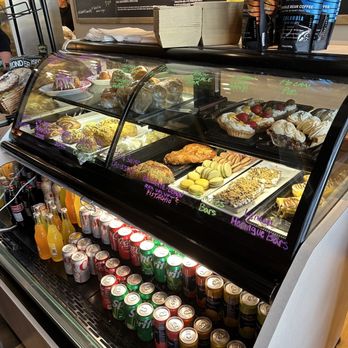 COLOSSAL CAFE - Updated March 2025 - 309 Photos & 390 Reviews - 2315 ...