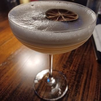 FEINSTEIN’S AT HOTEL CARMICHAEL - Updated December 2025 - 88 Photos ...