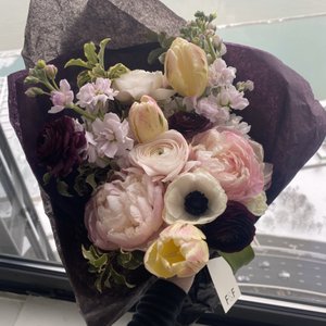 FIELD & FLORIST - 51 Photos & 29 Reviews - Florists - 1908 W Division ...