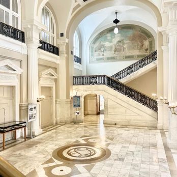 LOUISVILLE FREE PUBLIC LIBRARY - Updated December 2025 - 179 Photos ...