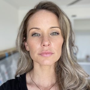 SUZANNE KIM DOUD GALLI, MD PHD FACS - 8120 Gatehouse Rd, Falls Church ...