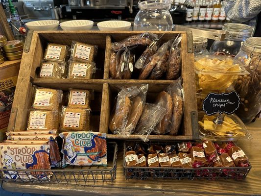 BOTANIC CAFE-DELICATESSEN - Updated October 2025 - 76 Photos - 34 ...