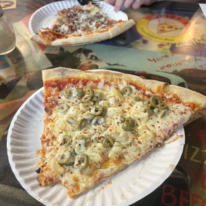 DEEK’S PIZZA - Updated December 2025 - 62 Photos & 50 Reviews - 702 N ...
