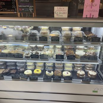 SWEET TOOTH CAFE - Updated July 2025 - 144 Photos & 55 Reviews - 6566 ...