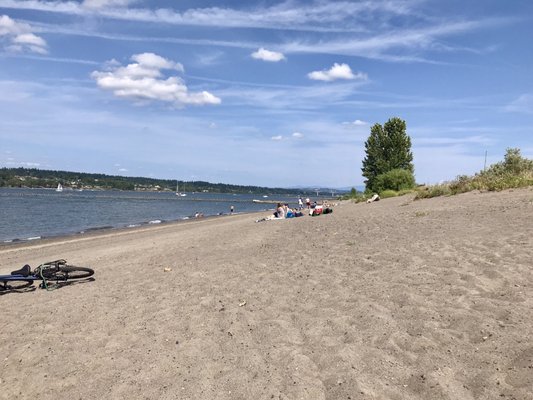 BROUGHTON BEACH - 25 Photos & 14 Reviews 【4356 NE Marine Dr, Portland ...