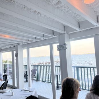 YELLOW DOG CAFE - Updated October 2025 - 663 Photos & 496 Reviews - 905 ...