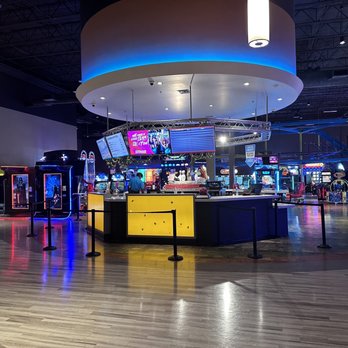 MAIN EVENT TEMPE - Updated May 2024 - 358 Photos & 497 Reviews - 8545 S ...