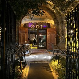 ZOI RESTAURANT & LOUNGE - Updated July 2025 - 406 Photos & 167 Reviews ...