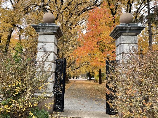 TOWER GROVE PARK - Updated October 2024 - 378 Photos & 134 Reviews ...