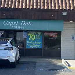 CAPRI DELI - Updated December 2025 - 954 Photos & 1155 Reviews - 713 E ...